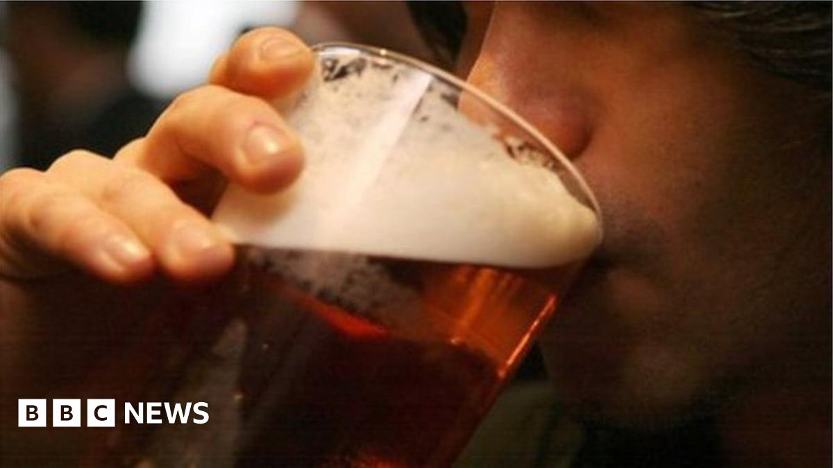 Alcohol: 2.5 million people bust weekly limit in a day - BBC News