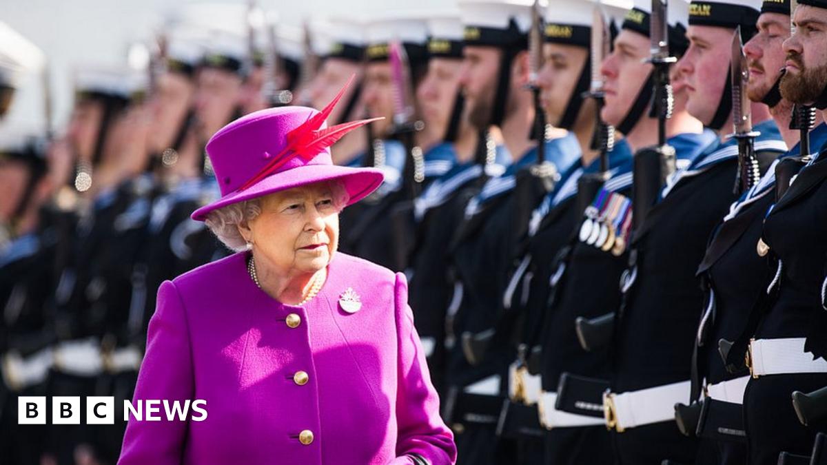 Devon tributes: Queen Elizabeth II was mother of nation, says dean ...