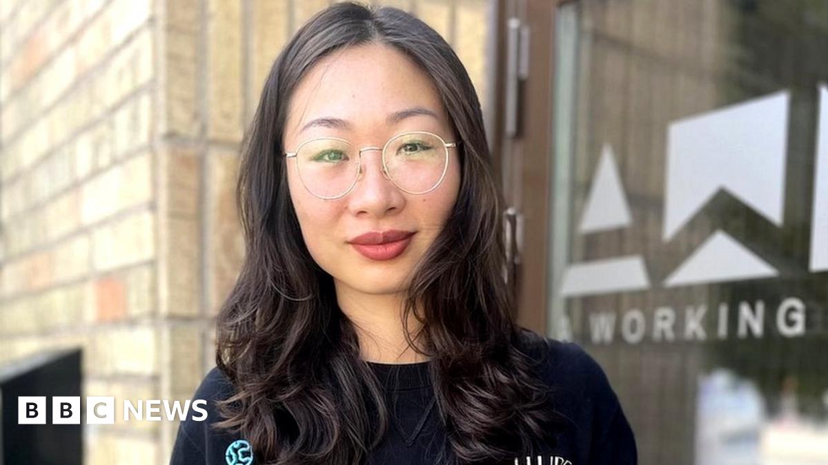 The firms hoping to cut down on wasted cosmetics - BBC News