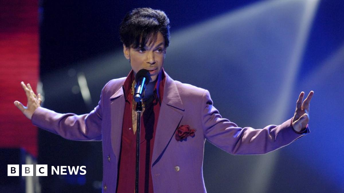 Prince death: Addiction specialist was called by singer's team - BBC News