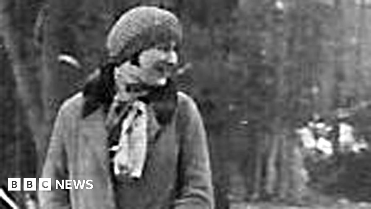 The mysterious woman who inspired a bestselling novel - BBC News