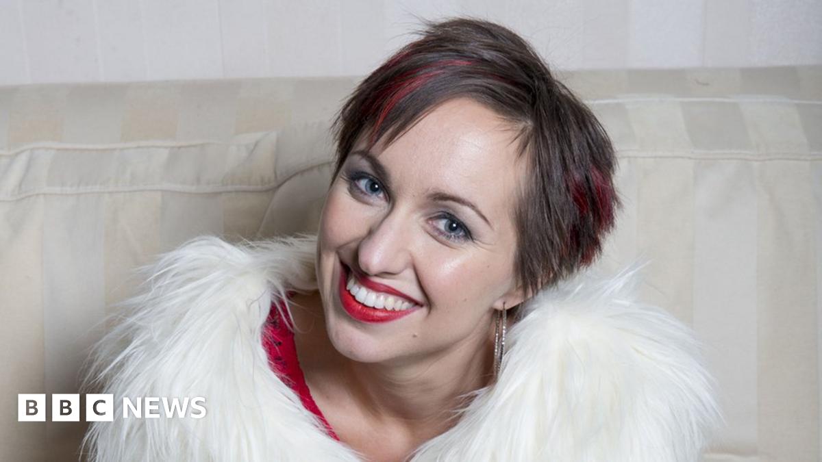 Kerry Howard to play Young Hyacinth in prequel - BBC News