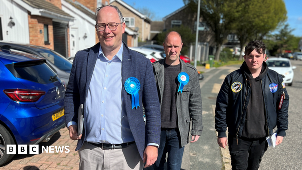 Conservatives: Election confidence and concern in Essex - BBC News