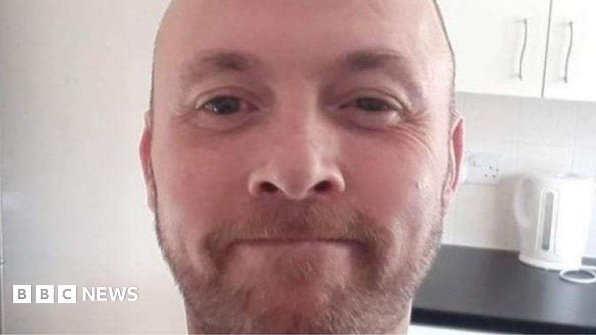 Cullercoats man cleared of murder due to 'insanity' - BBC News