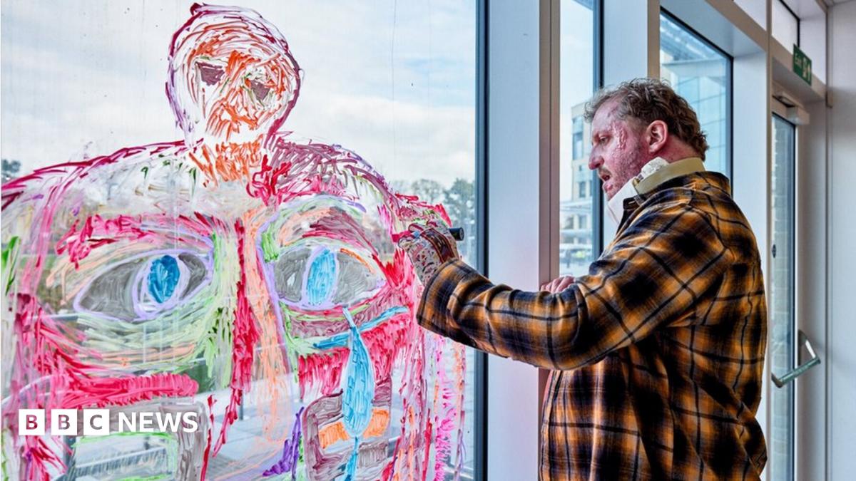 Big Jeff creates first art since suffering severe burns - BBC News