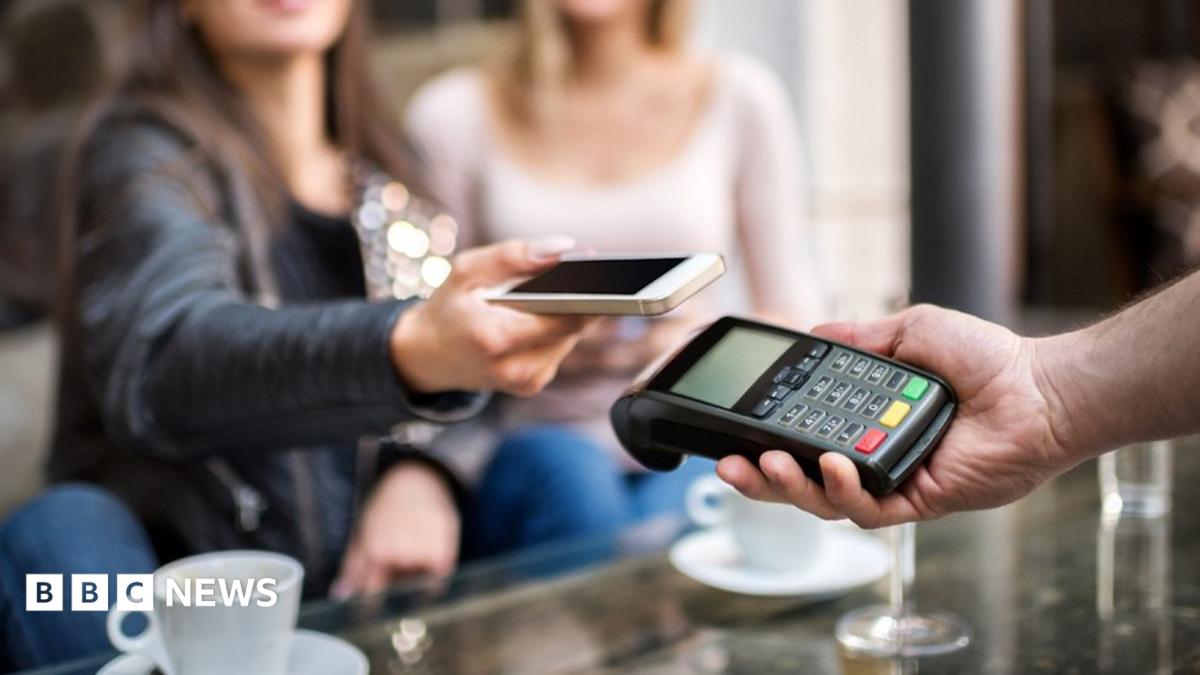 NI economy returned to 2019 level in final quarter of 2021 - BBC News