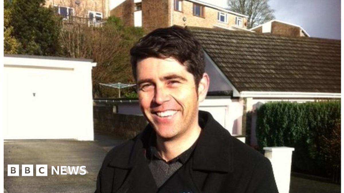 Scott Mann MP 'bullied over Wadebridge council seat' - BBC News