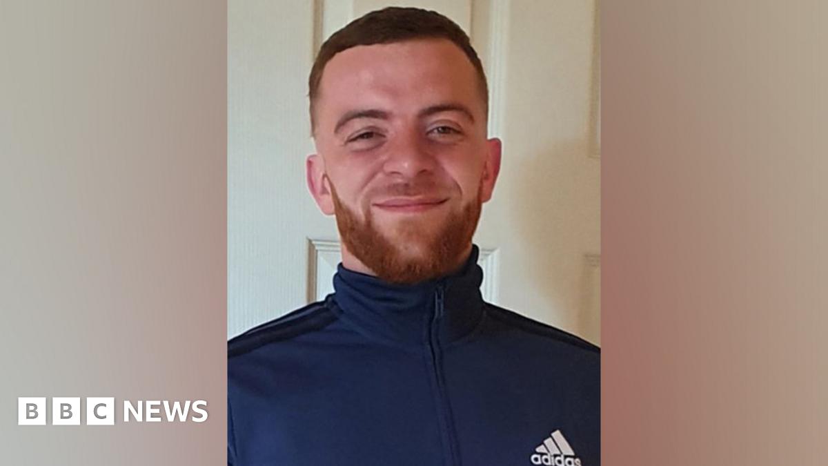 Derby: Man charged after pedestrian hit by car dies - BBC News