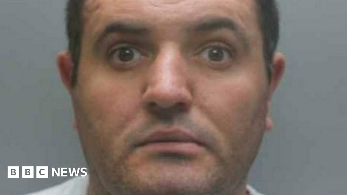 Merseyside prison cell drugs baron given further jail sentence - BBC News