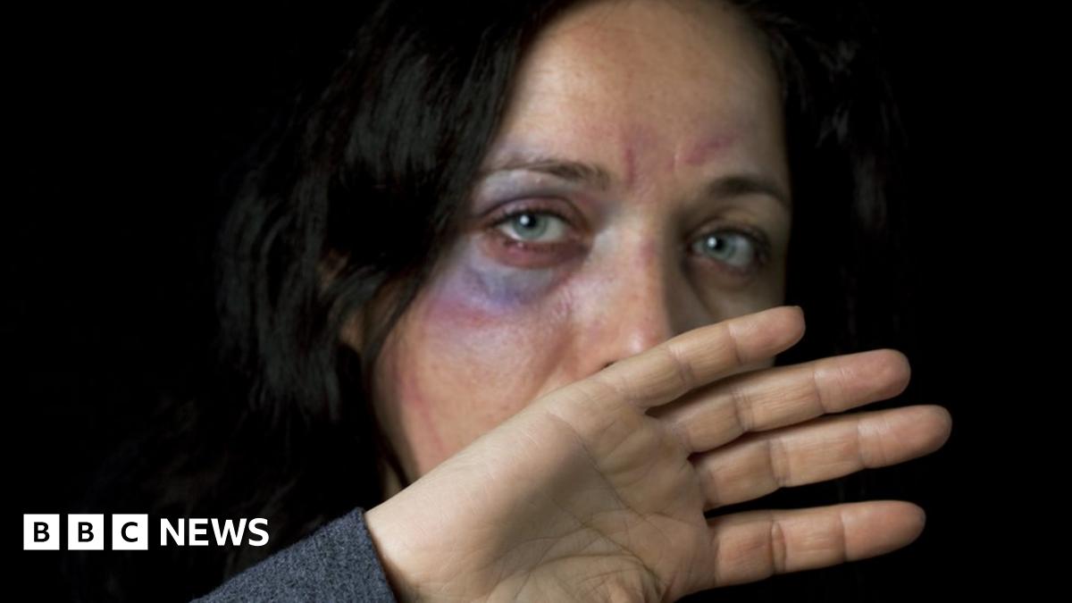 Coronavirus: Government pledges £76m for abuse victims - BBC News