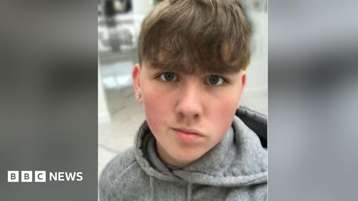 Haverhill murder: Teen killed in 'frenzied' attack, jury told - BBC News