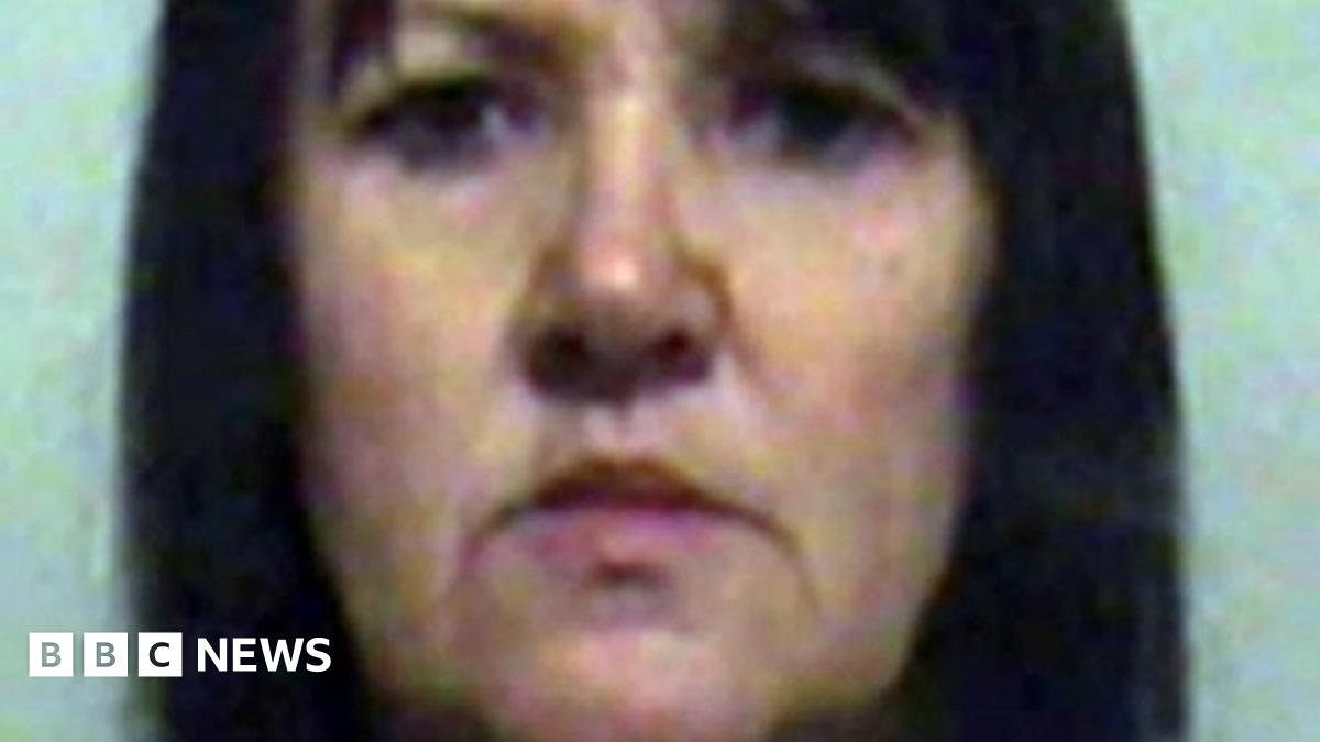 'Money addict' Susan Rennie jailed for £600,000 fraud - BBC News