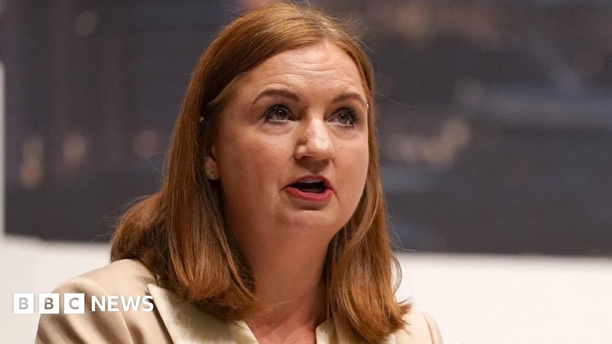 Jayne Brady calls Stormont parties to meeting over power sharing - BBC News