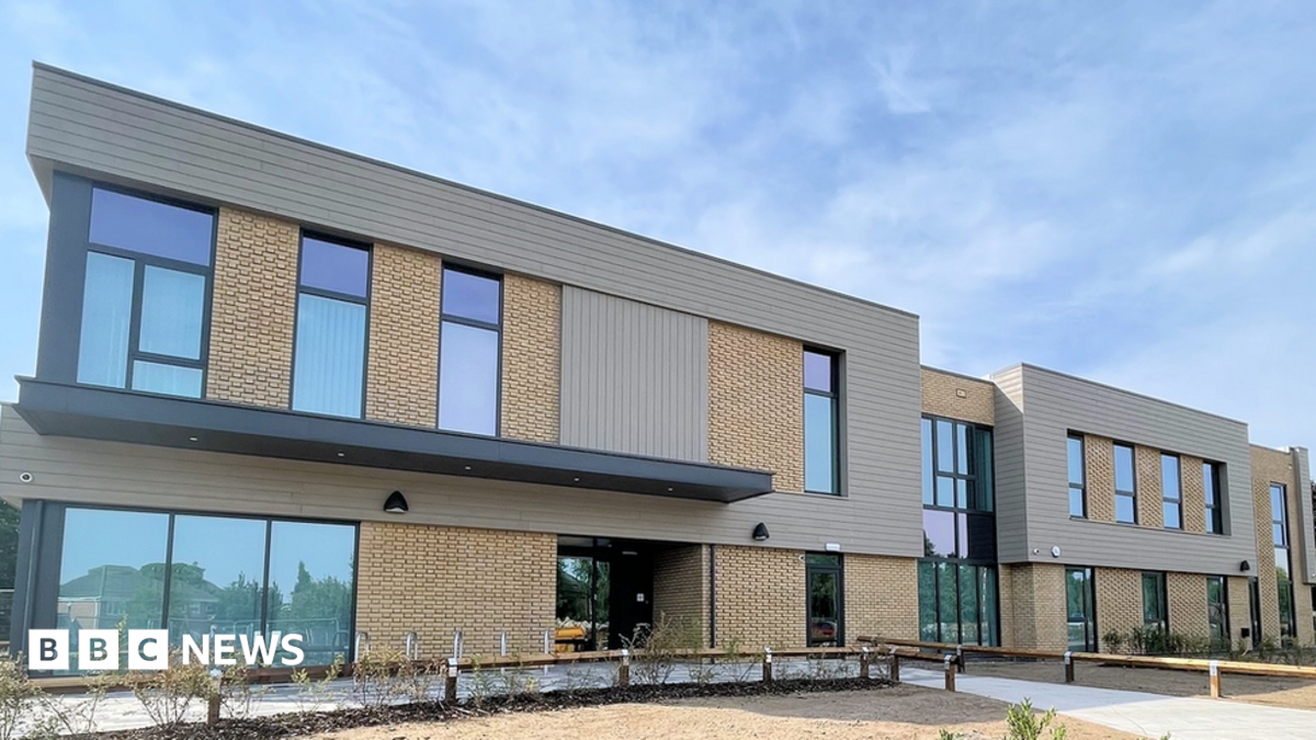 New Telford GP surgery to serve growing demand - BBC News