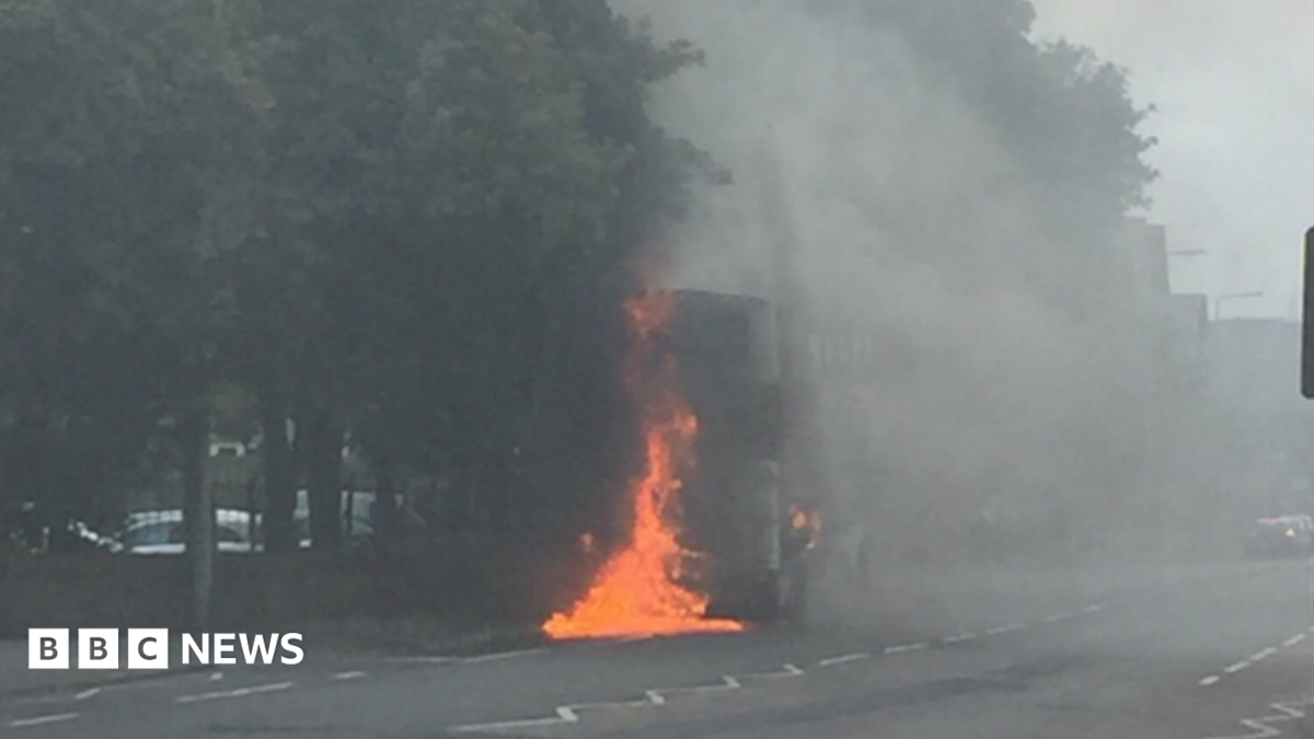 Driver rescues passengers from bus fire in Edinburgh - BBC News