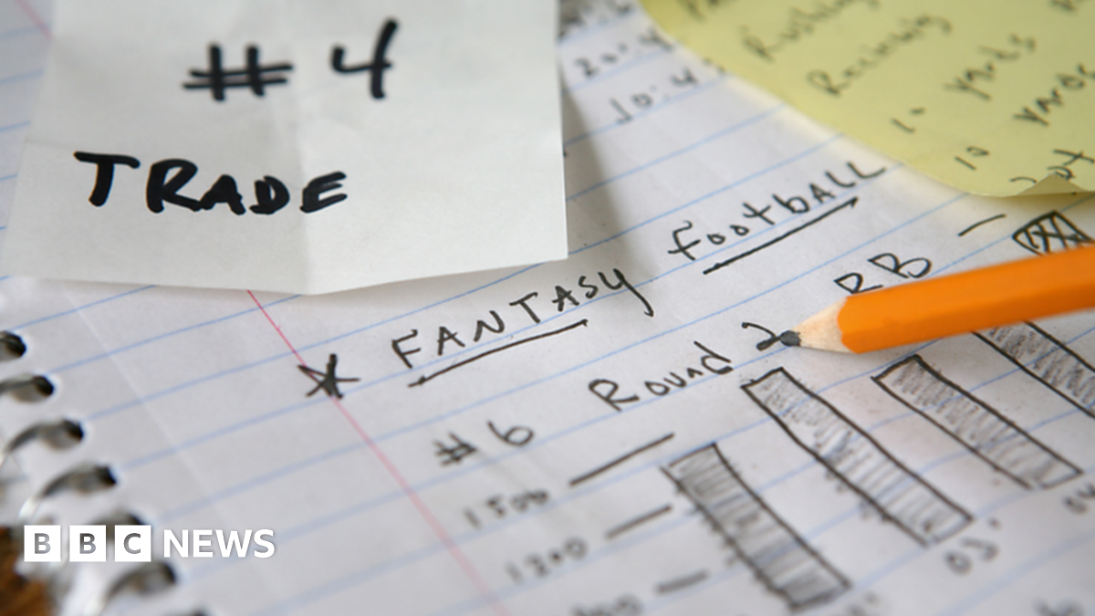 Study finds avid fantasy football fans face mental health risk - BBC News