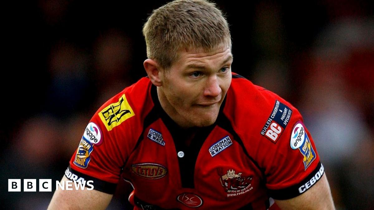 KFC and Tesco machete robberies: Ex-rugby star Malcolm Alker jailed ...