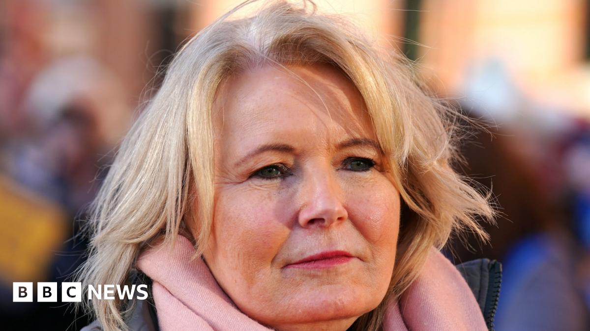 Pat Cullen: Who is the RCN nursing union boss leading strikes? - BBC News