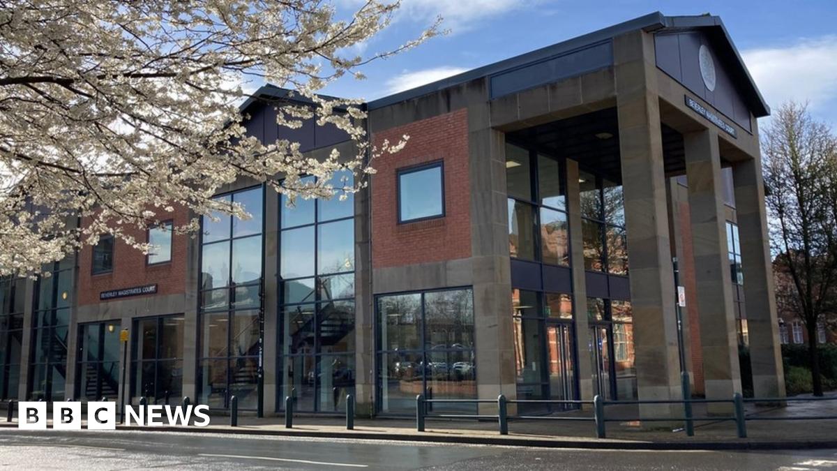 Leven poultry farmer Daniel Mathison fined £20k over bird flu outbreak - BBC News