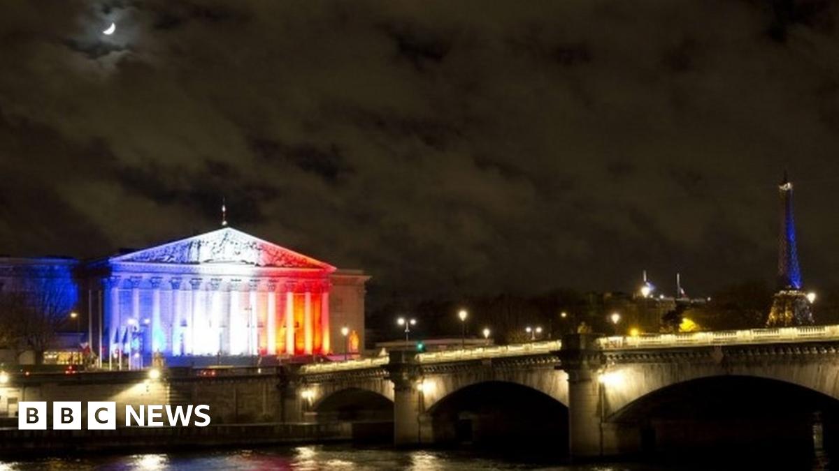 Paris attacks: Video 'shows ninth attacker' - BBC News