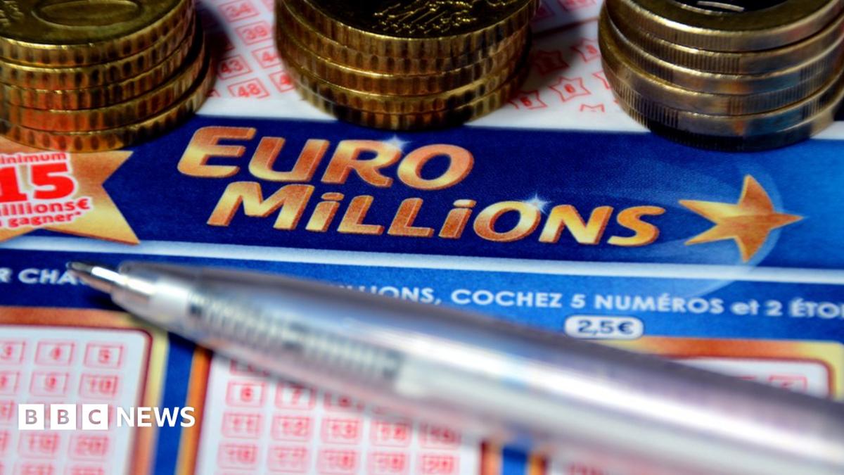 EuroMillions jackpot: Syndicate of 165 Belgians wins €143m - BBC News