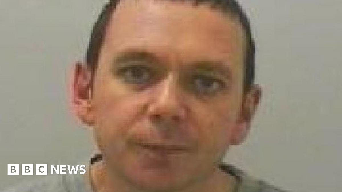 Newcastle man jailed for helping murderer Clare Humble bury Peter ...