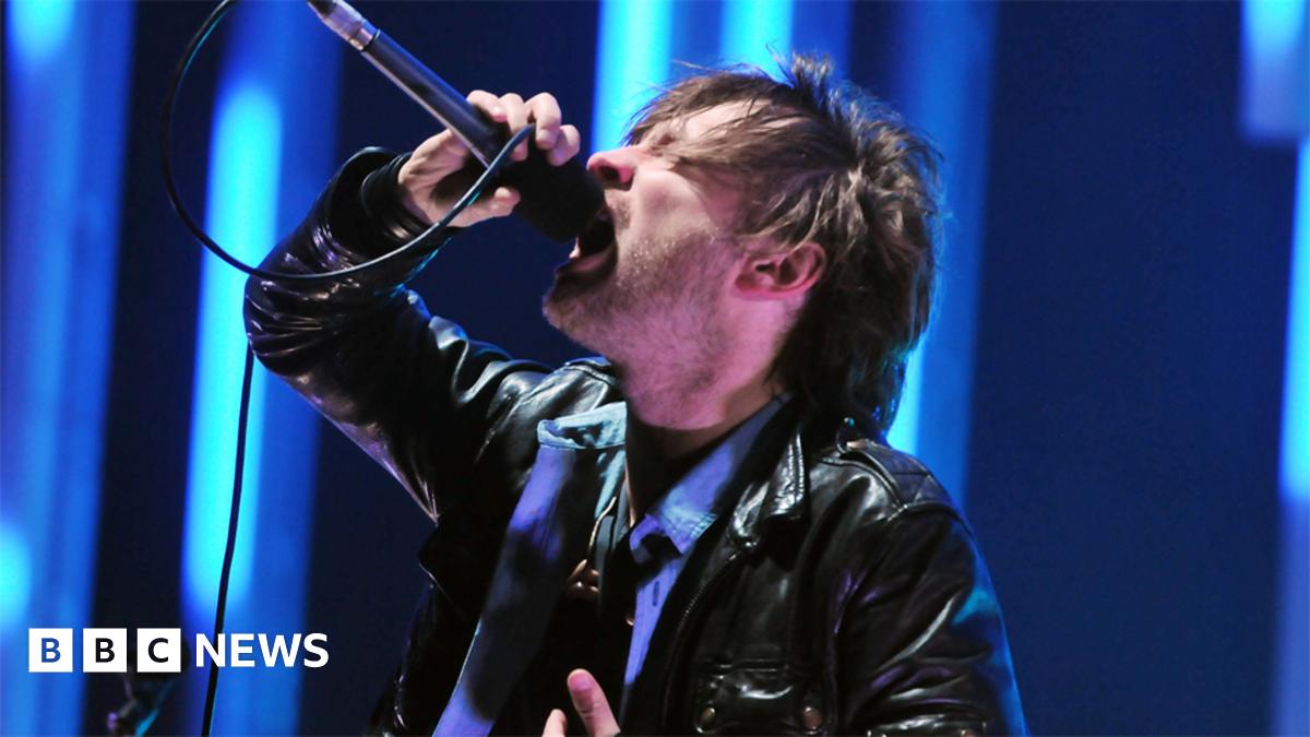 Radiohead: A Moon Shaped Pool described as a 'stunning triumph' - BBC News