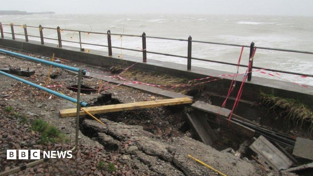 Dover rail line reopens after sea wall collapse - BBC News