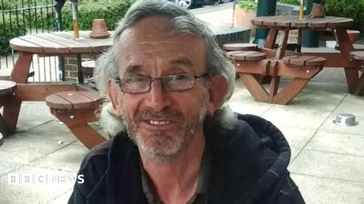 Jason Voong guilty of 'motiveless' manslaughter and assault - BBC News