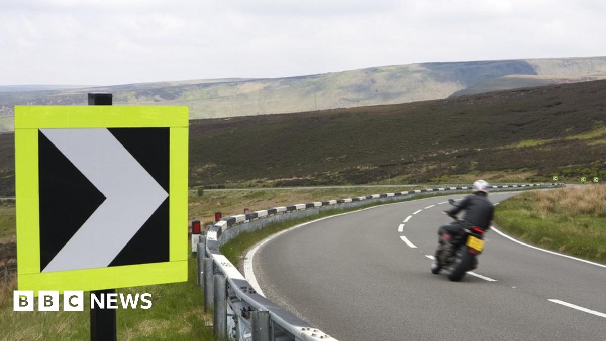 Doctor warns speeding motorcyclists during lockdown - BBC News