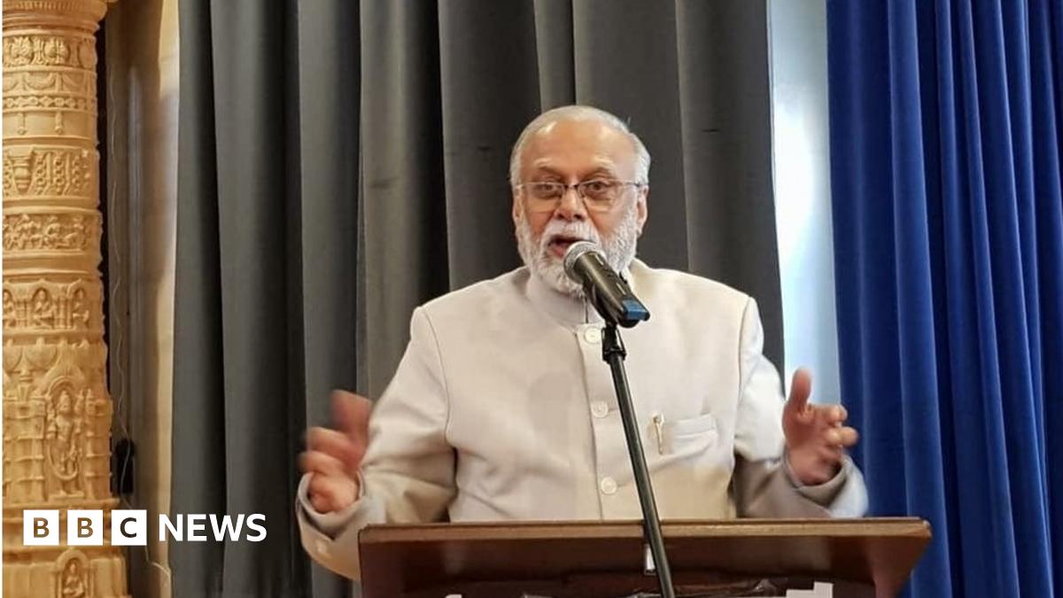 Queen's Birthday Honours: MBE for Sandwell volunteer - BBC News