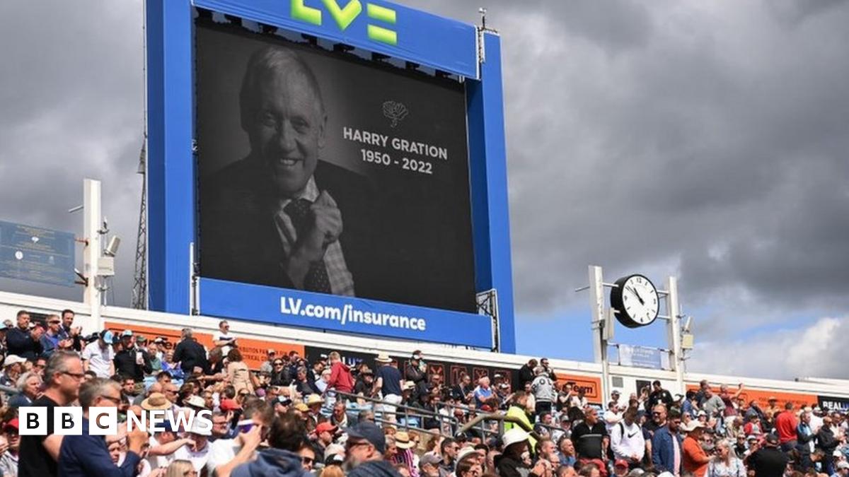 Harry Gration: Tributes pour in for Ex-BBC Look North presenter - BBC News