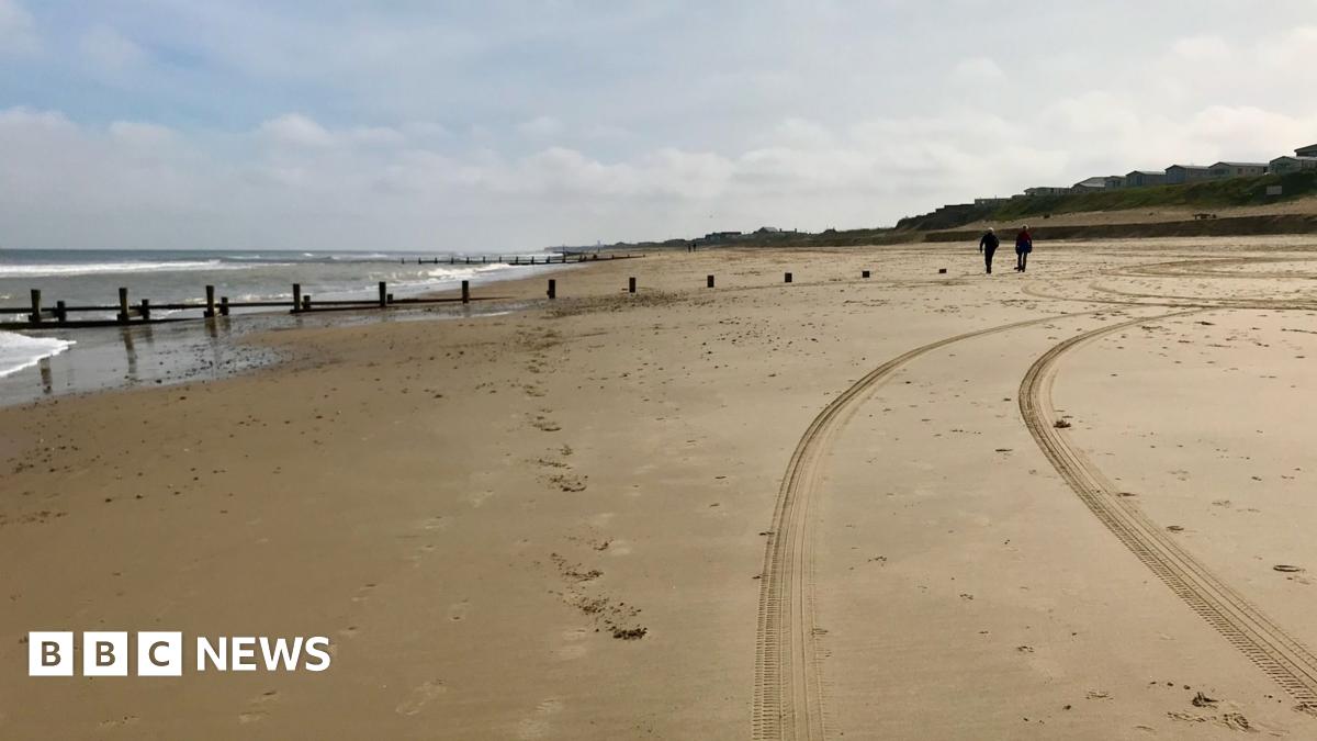 Norfolk sand: Has a colossal experiment worked? - BBC News