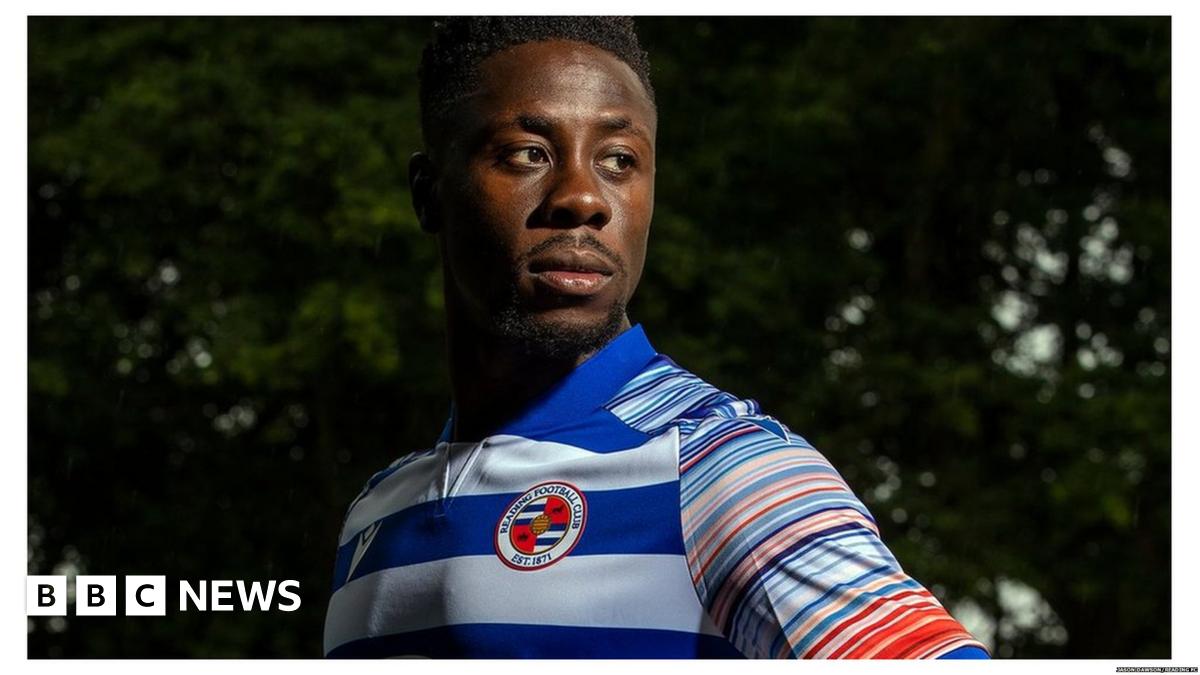 Reading FC: Club's new kit includes climate change design - BBC News