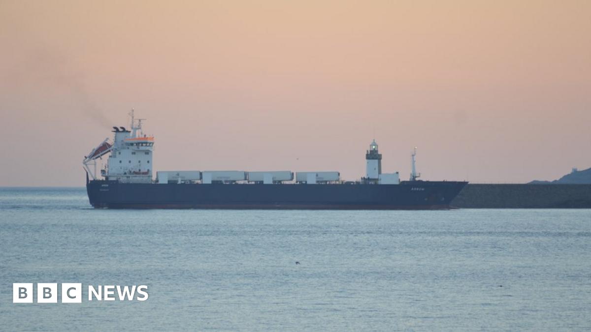 Condor charters MV Arrow to help ease demand ahead of Christmas - BBC News