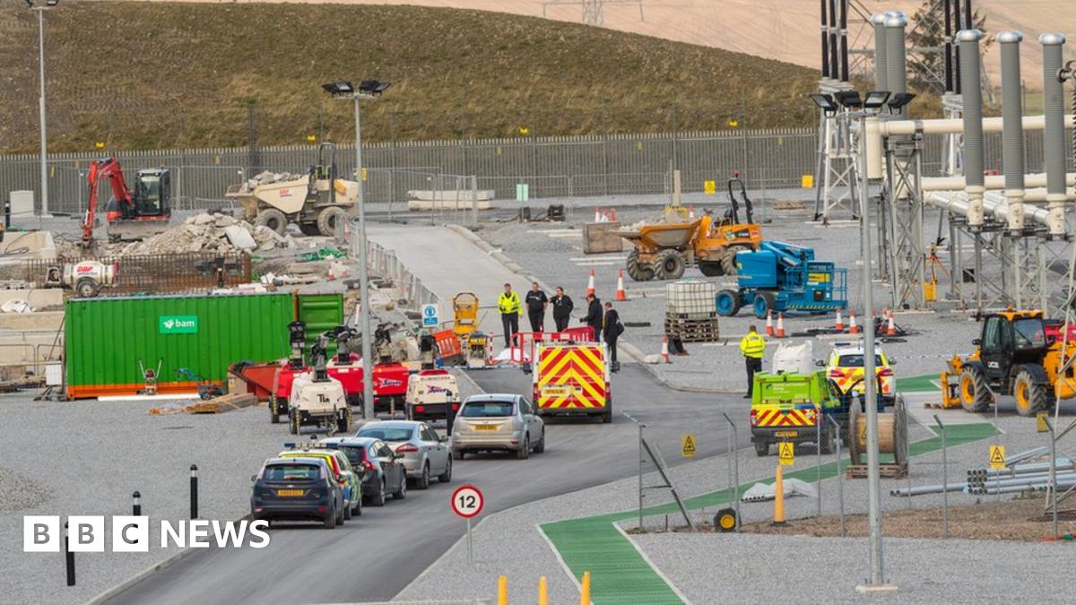 Man dies in Blackhillock substation incident near Keith - BBC News