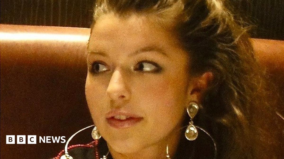 Sarah Groves' parents' lost decade over murder court delays - BBC News