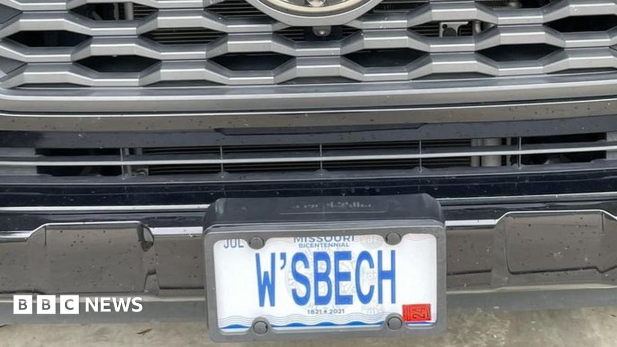 Wisbech fan takes love of UK hometown to the USA - BBC News