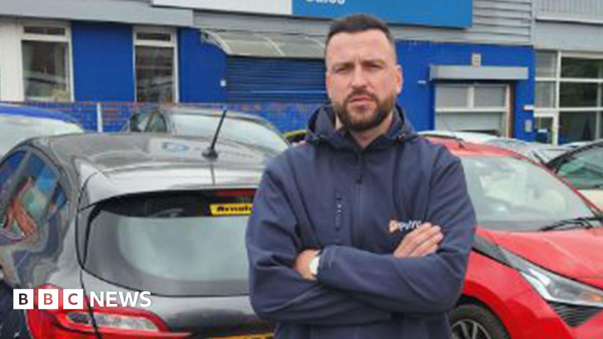 Glasgow garage owner to continue low emission zone fight - BBC News