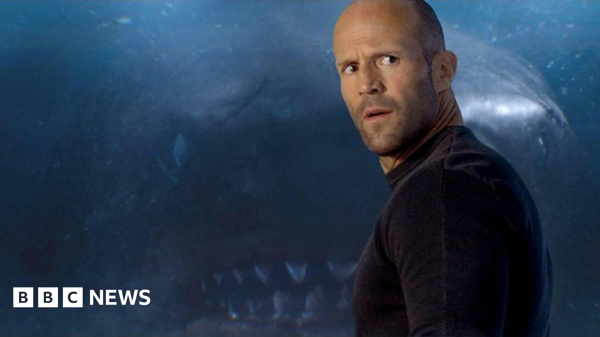 Shark researchers size up real 'Megalodon' for first time - BBC News