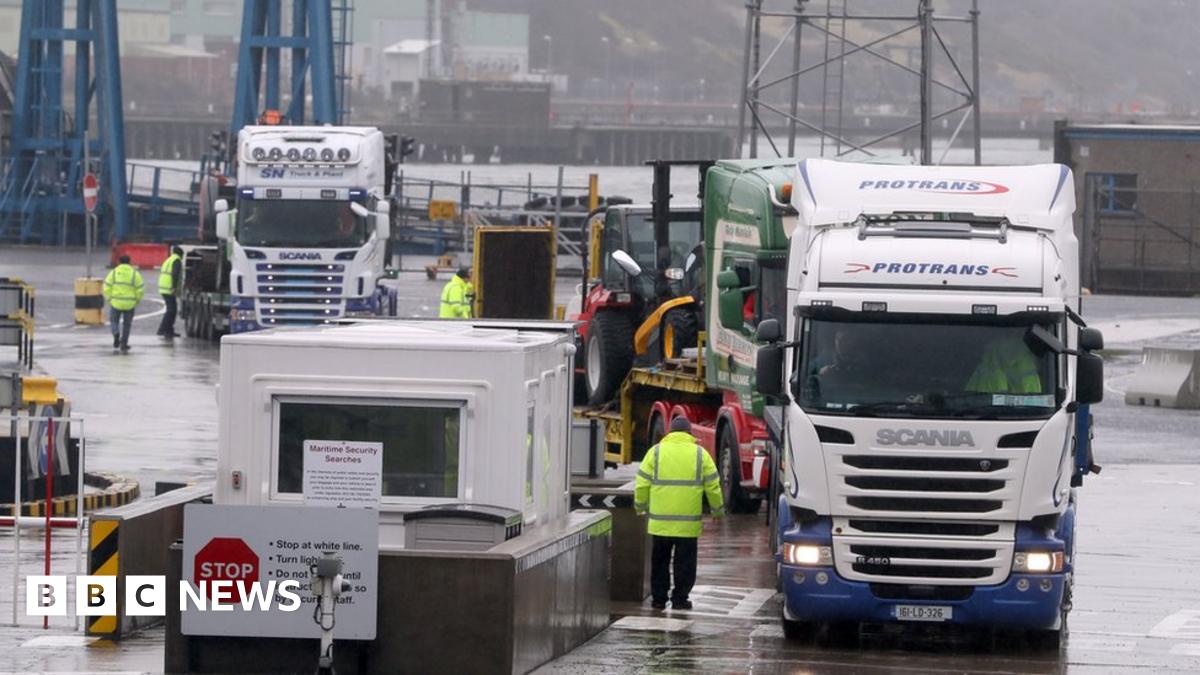 NI Protocol: Irish Sea border checks ordered to end at midnight - BBC News