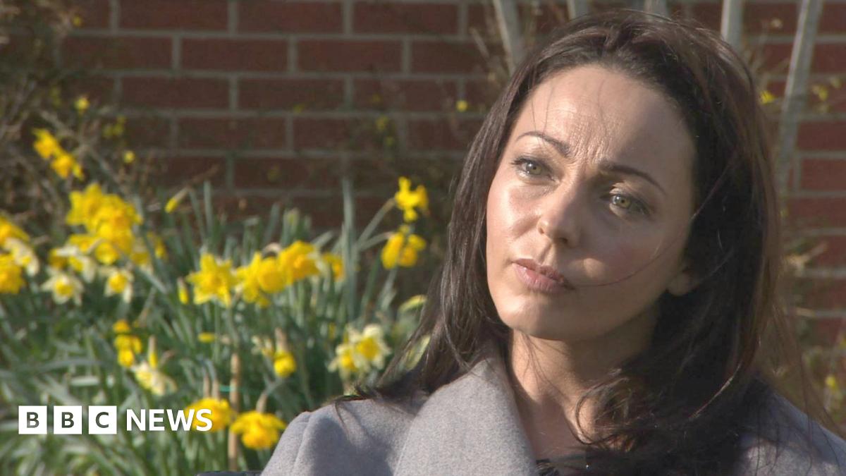 Rotherham grooming: Woman abused as a child goes public - BBC News