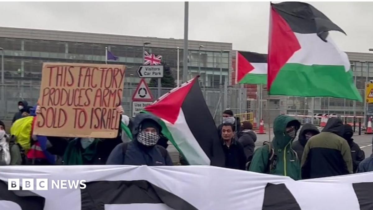 Gaza protesters block BAE Systems aerospace factory in Lancashire - BBC ...
