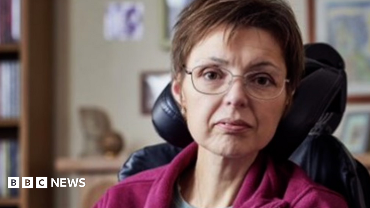 Cost of living: Man gives £10,000 to charity after seeing woman’s story ...