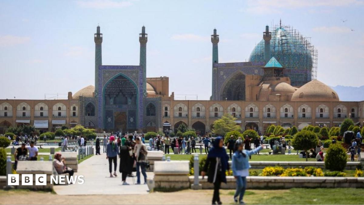 Isfahan - strategic Iranian city where explosions heard - BBC News