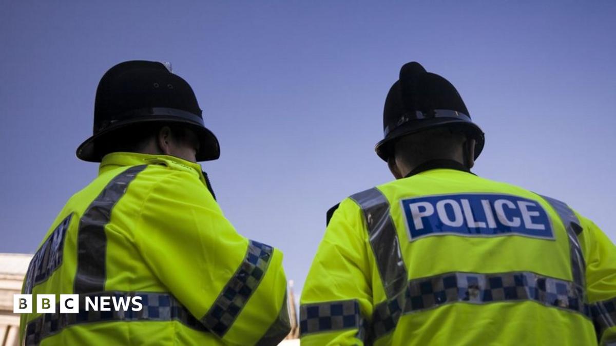 Police investigate Cheltenham injection spike reports - BBC News