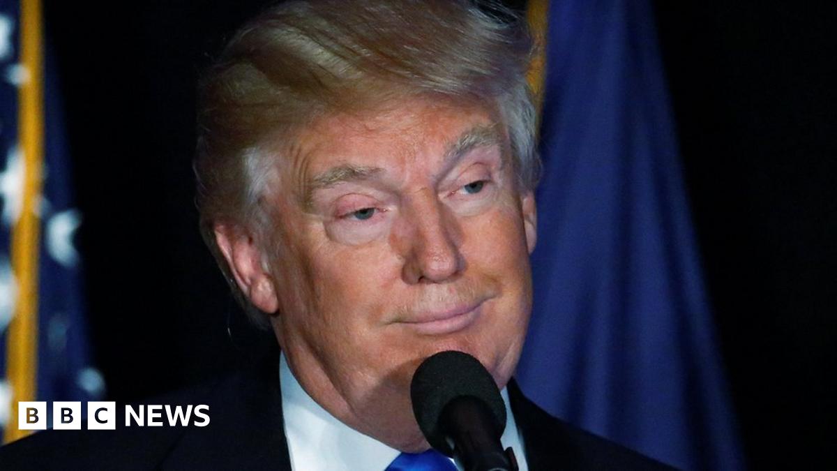 Donald Trump doctor admits writing health note in five minutes - BBC News