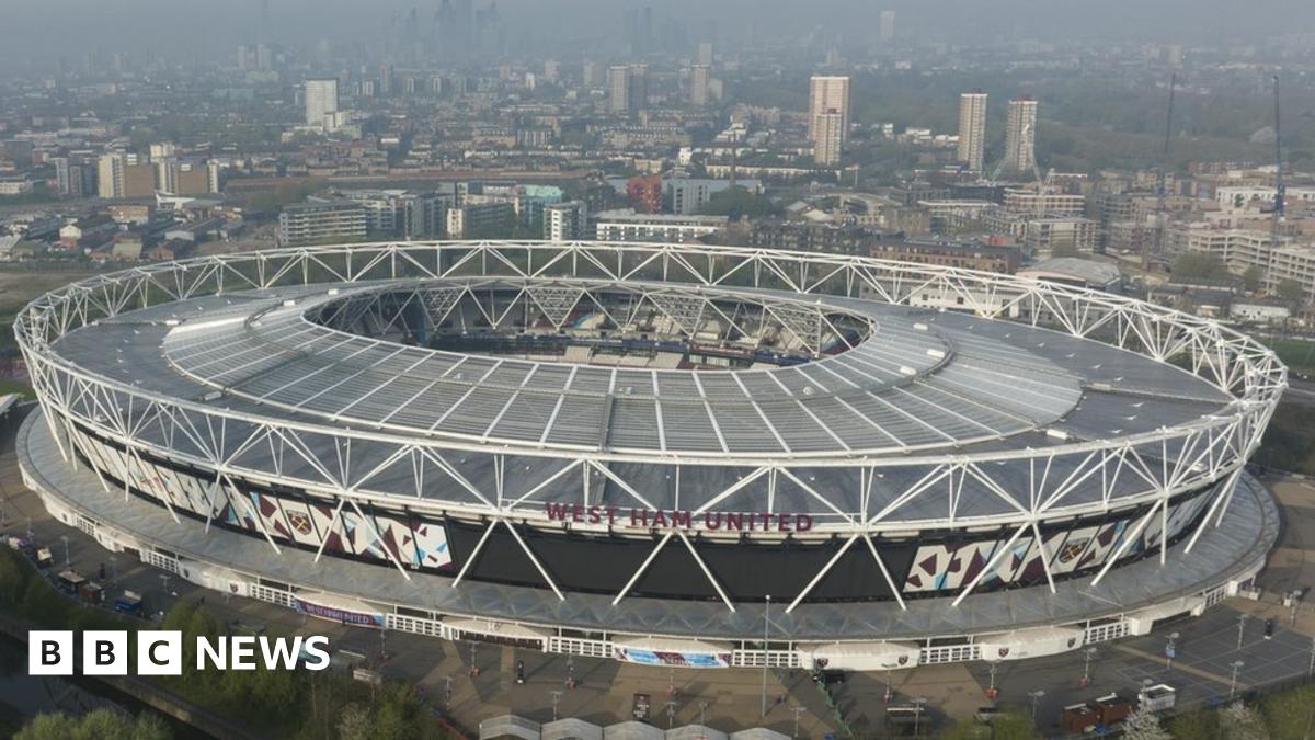 London Stadium to be covered in solar panels to generate power - BBC News