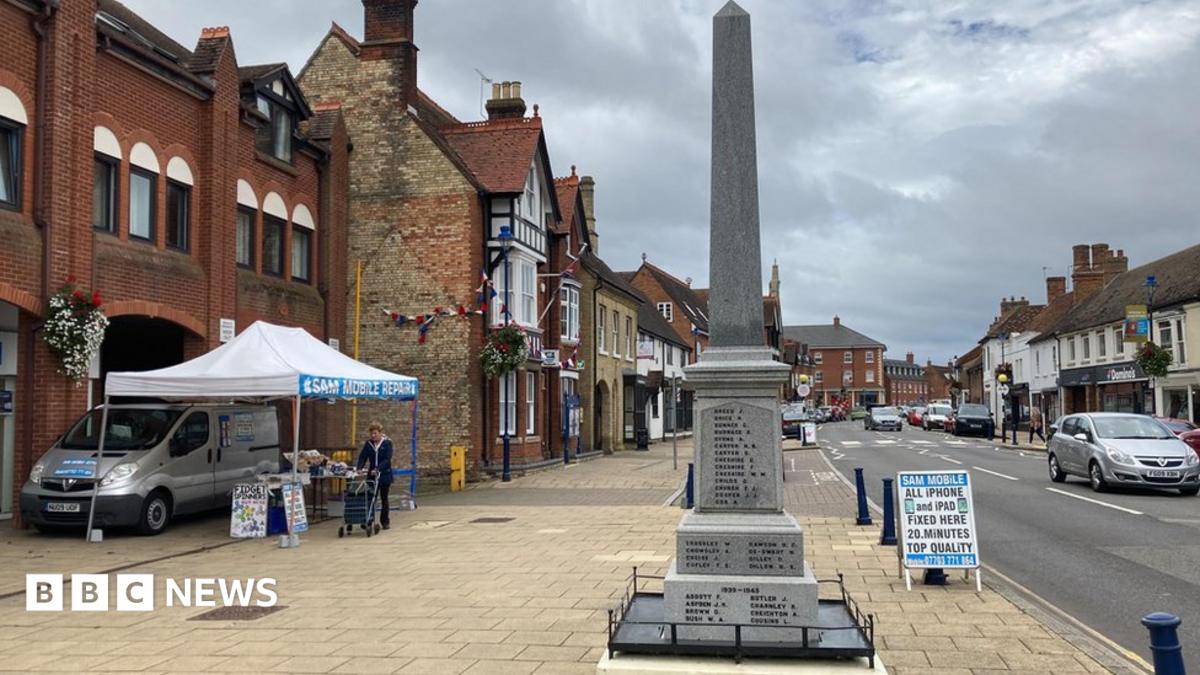 Mid Bedfordshire by-election: How visible will new MP be? - BBC News