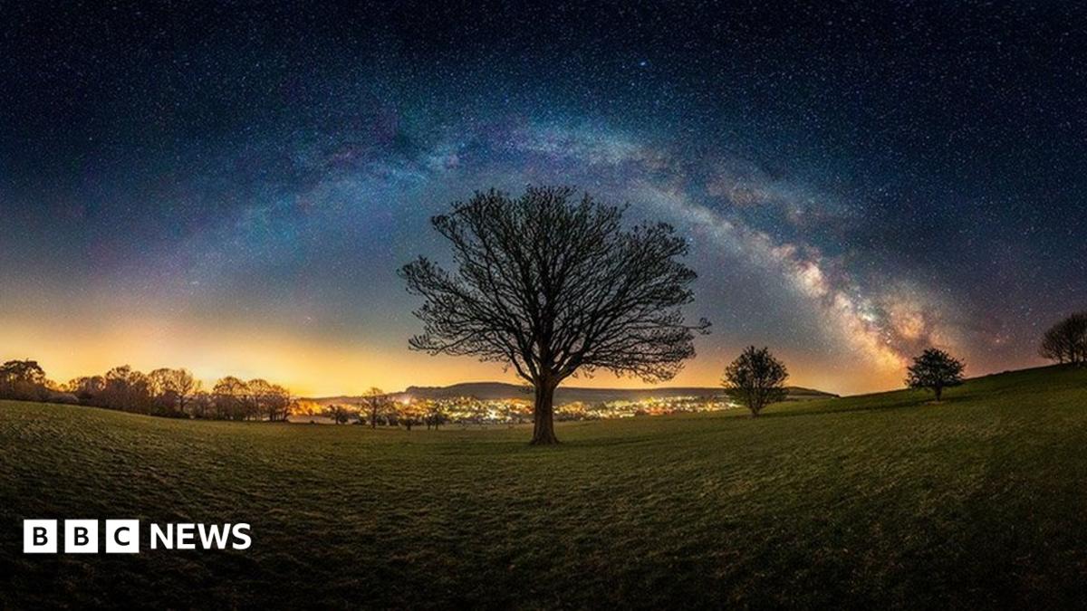 Your pictures on the theme of 'under the stars' - BBC News